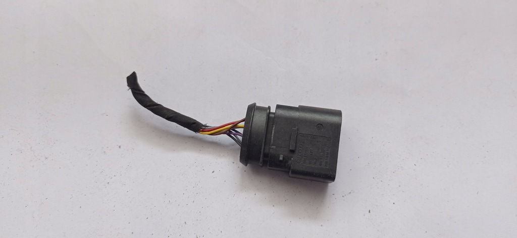 KOSTKA WTYCZKA ZŁĄCZE AUDI VW 8D0973834 - 12018293309 - oficjalne ...