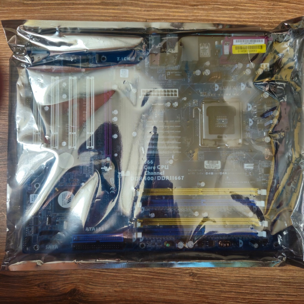 Płyta główna Asrock 775Dual-880Pro (Dual boot Windows 98(SE)/ME/2000/XP ...