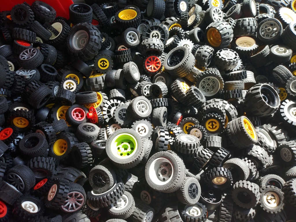 Lego Koła Technic mix, felgi + opony 0,1 kg mix - 8903276105 ...