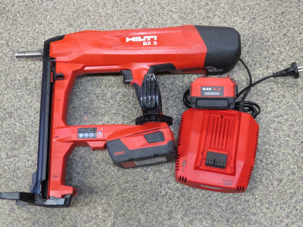 OSADZAK AKUMULATOROWY HILTI BX 3-ME 2 X 4,0Ah - 12357709706 - oficjalne ...