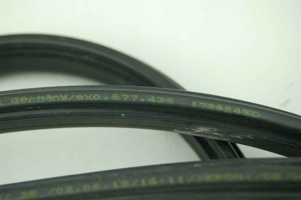 Uszczelka szyberdachu Audi VW Seat Skoda 8X0877439 - 9507275167 ...