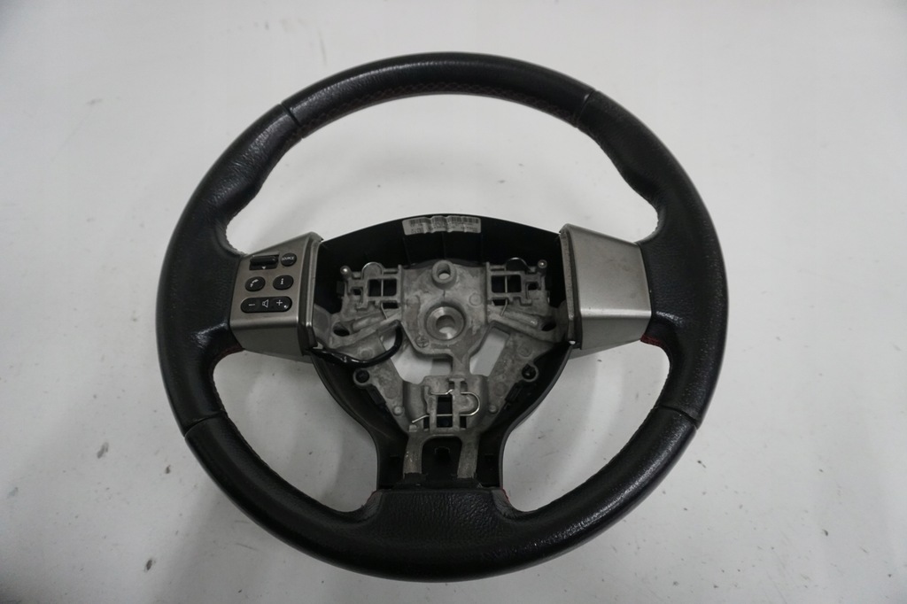 NISSAN NOTE E11 KIEROWNICA SKÓRA MULTIFUNCYJNA - 13156334790 - oficjalne archiwum Allegro