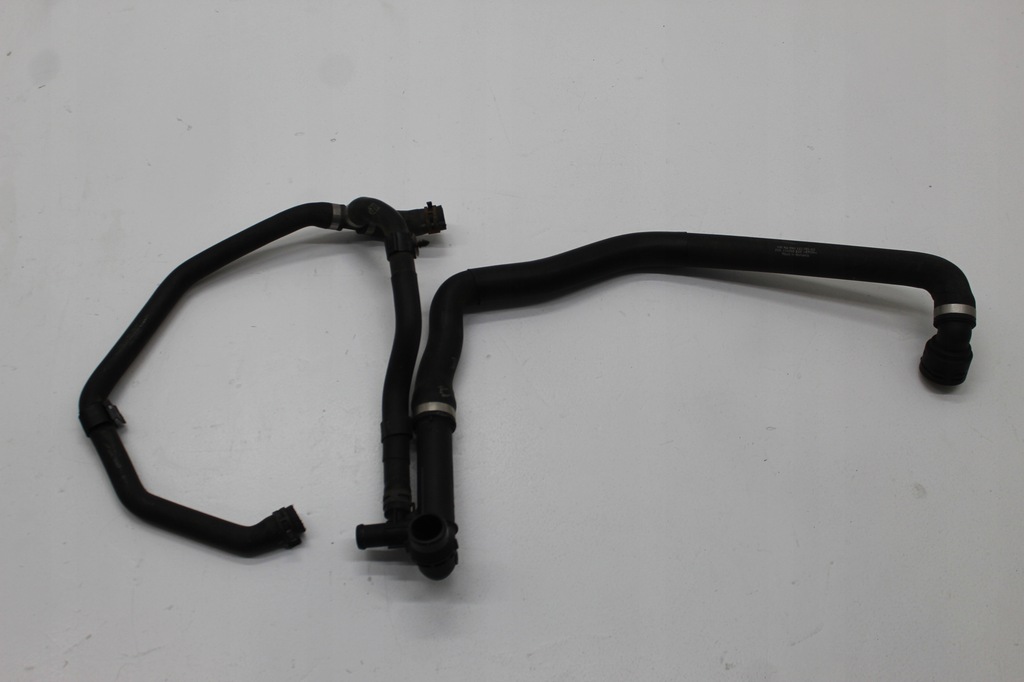 AUDI Q3 8U WĘŻE WODY 5Q0121619D - 12669251129 - oficjalne archiwum Allegro