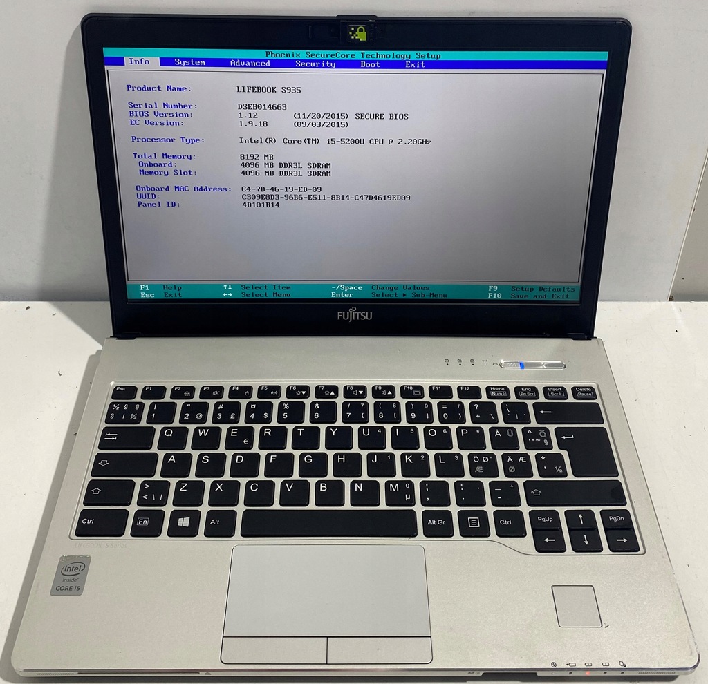 Laptop Fujitsu S935 13,3 " Core i5 8 GB DVF199 - 13254359919 ...