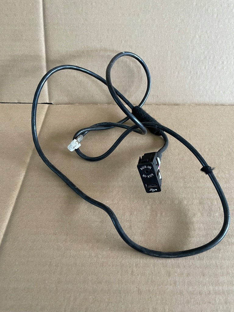 BMW F20 F21 F30 F36 GNIAZDO AUX USB PRZEWÓD KABEL - 13247600109 ...