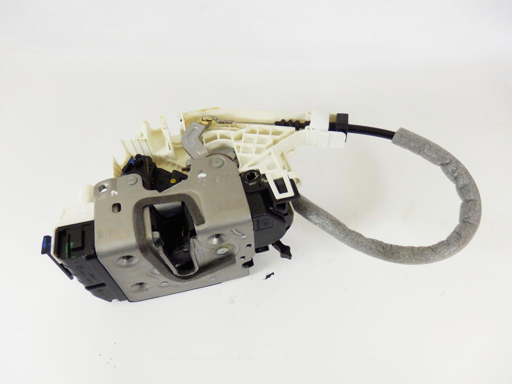 ZAMEK DRZWI LEWY TYŁ MERCEDES W212 A2047303935 - 8251143667 - oficjalne ...