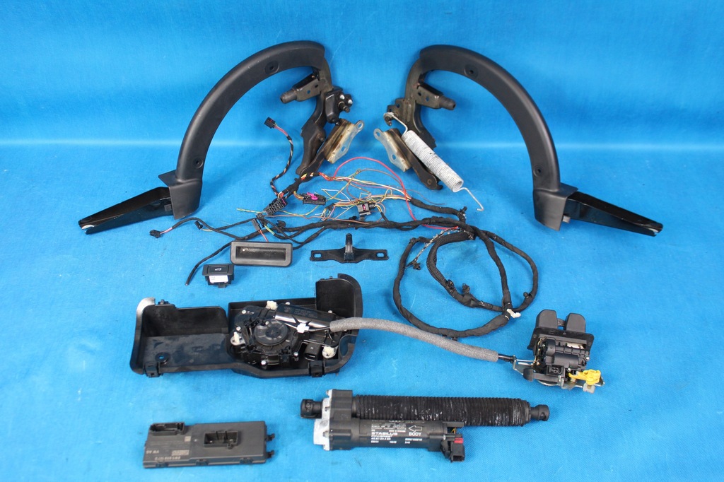 AUDI A6 C8 4K ZESTAW ELEKTRYCZNA KLAPA SIŁOWNIKI WIĄZKA ZAMEK SEDAN 21R ...