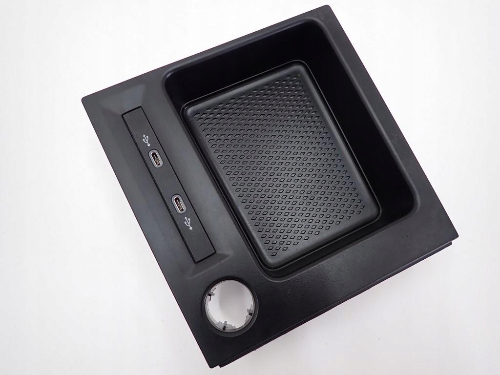 SCHOWEK PÓŁKA GNIAZDO PORT USB USB-C EUROPA VW CADDY V 2K 2K7 21R ...