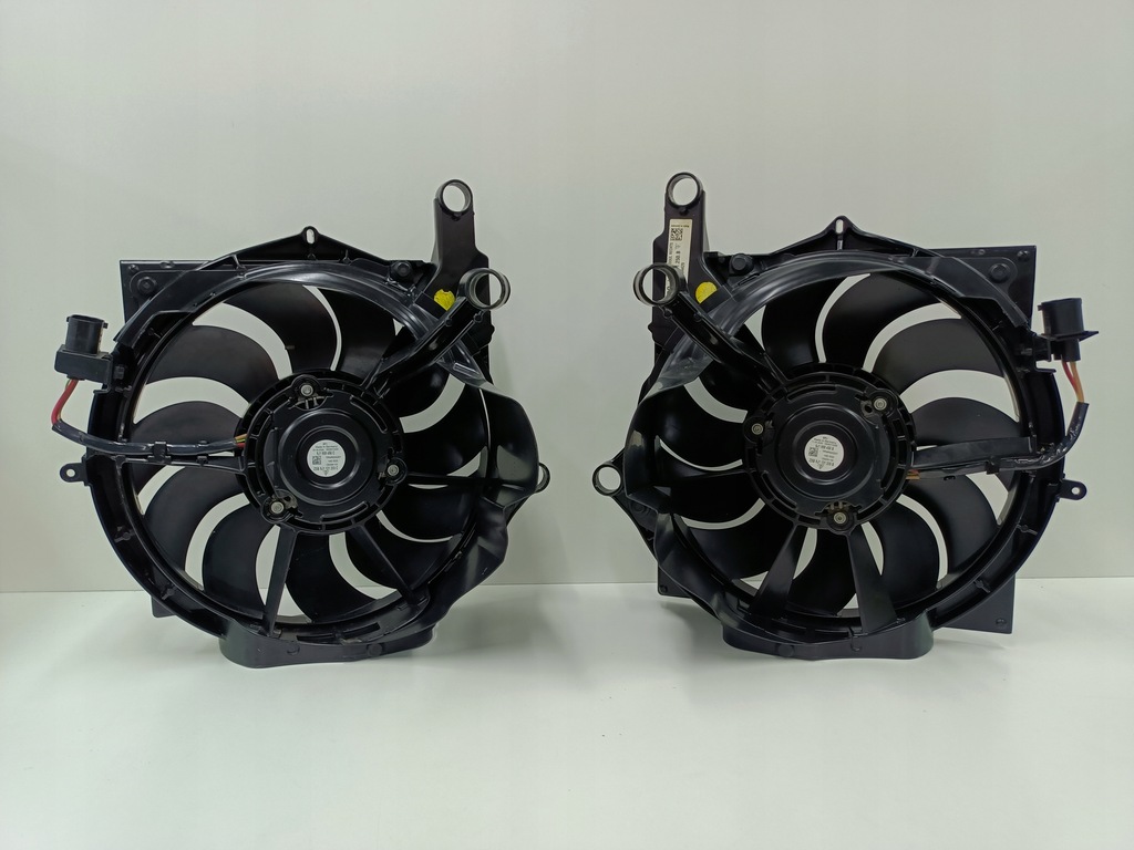 PORSCHE TAYCAN WENTYLATOR KOMPLET LEWY PRAWY 9J1121203B 9J1121205B ...