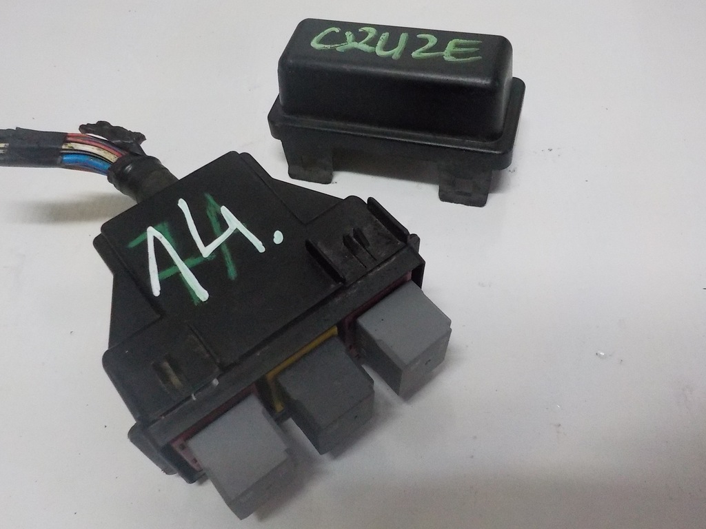 CHEVROLET CRUZE skrzynka bezpieczników 96889481 - 7619125485 ...