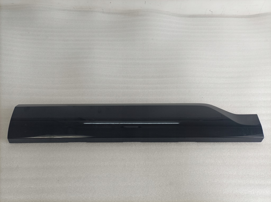 VOLVO XC90 II LISTWA DRZWI LEWA TYŁ - 13751123242 - oficjalne archiwum ...