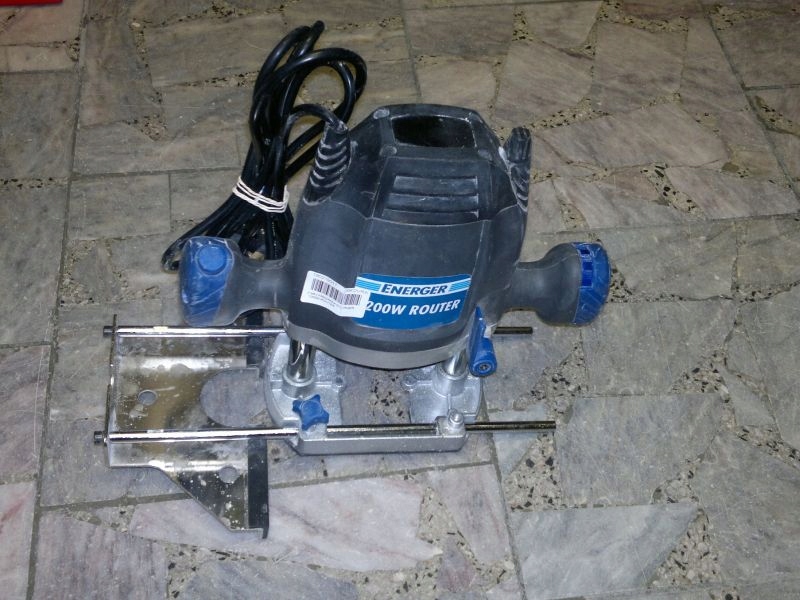 FREZARKA ENERGER 1200W ROUTER - 7964047146 - oficjalne archiwum Allegro