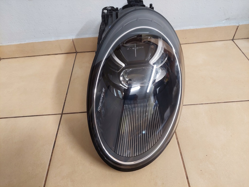 PORSCHE 911 992 FULL LED MATRIX - 17192546702 - oficjalne archiwum Allegro