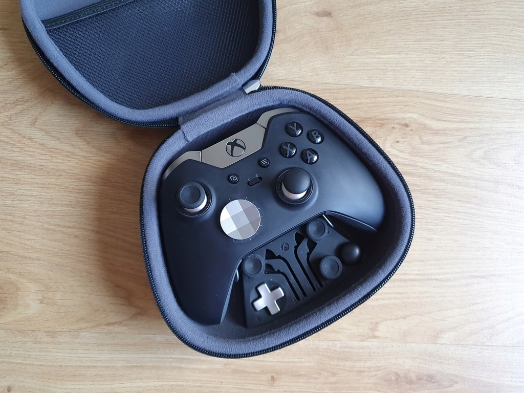 Pad Elite V1 Microsoft Xbox One/Series X/S Idealny - 9957984800 ...