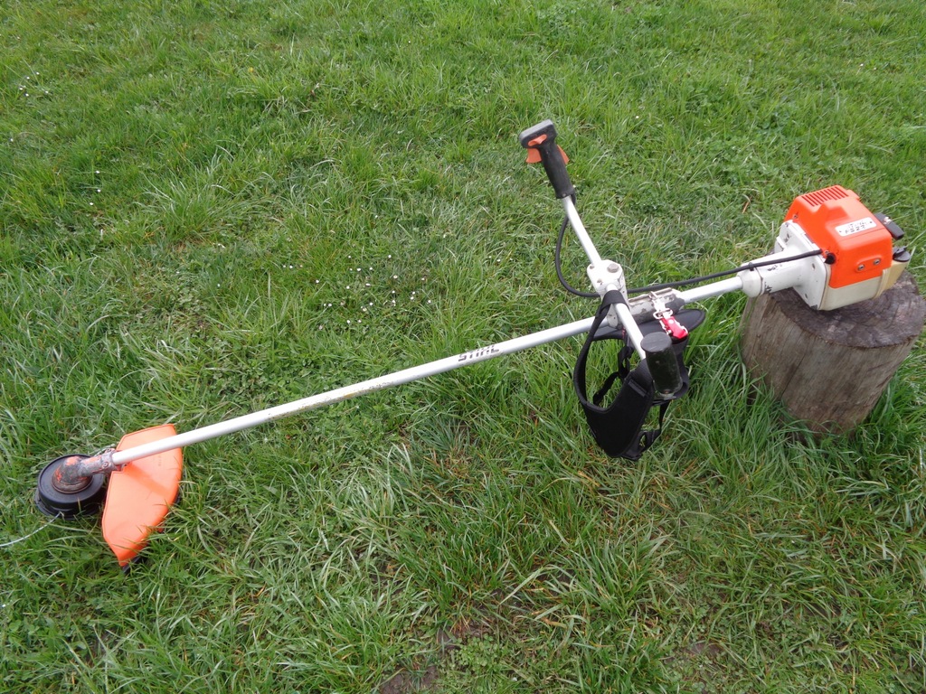 Kosa spalinowa Stihl FS 220 !!! - 13582537419 - oficjalne archiwum Allegro