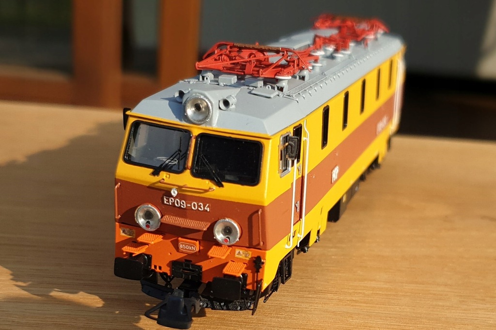 EFC Loko EP09-034 PKP ep V DCC, Brass - 7979205301 - oficjalne archiwum ...