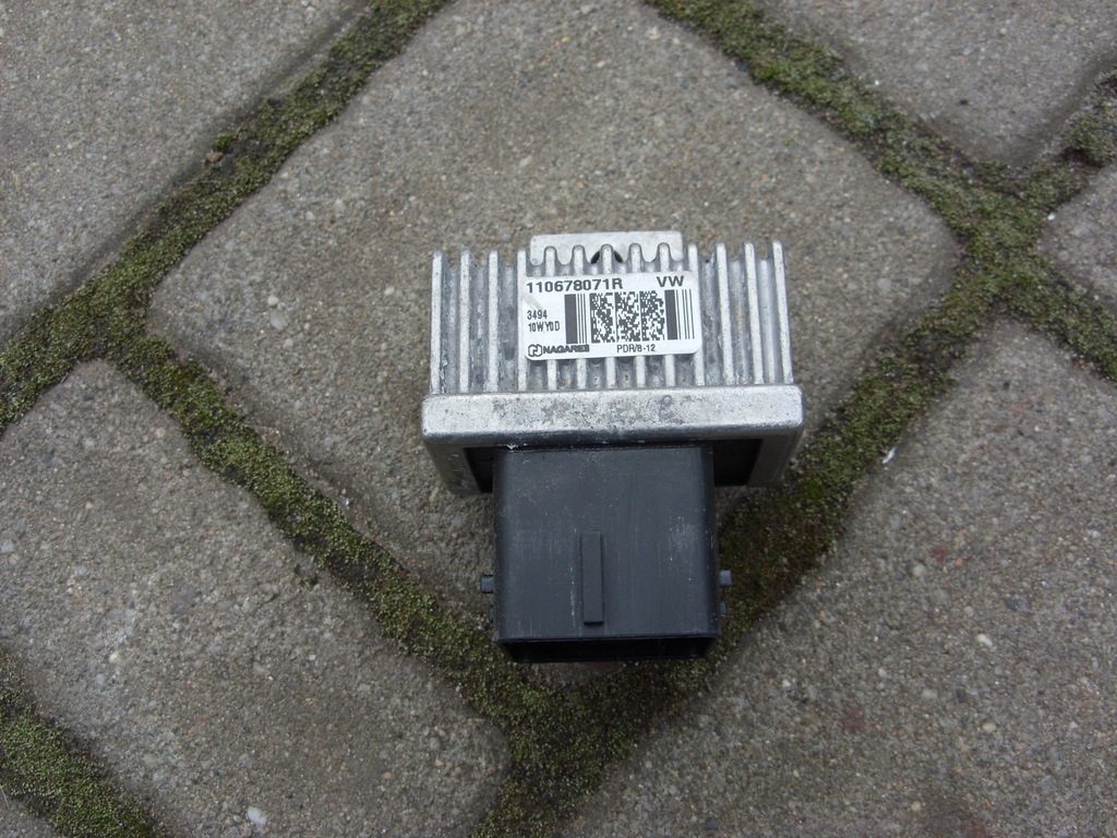 Przekaźnik moduł świec żarowych Dacia 110678071R - 7523778008 ...