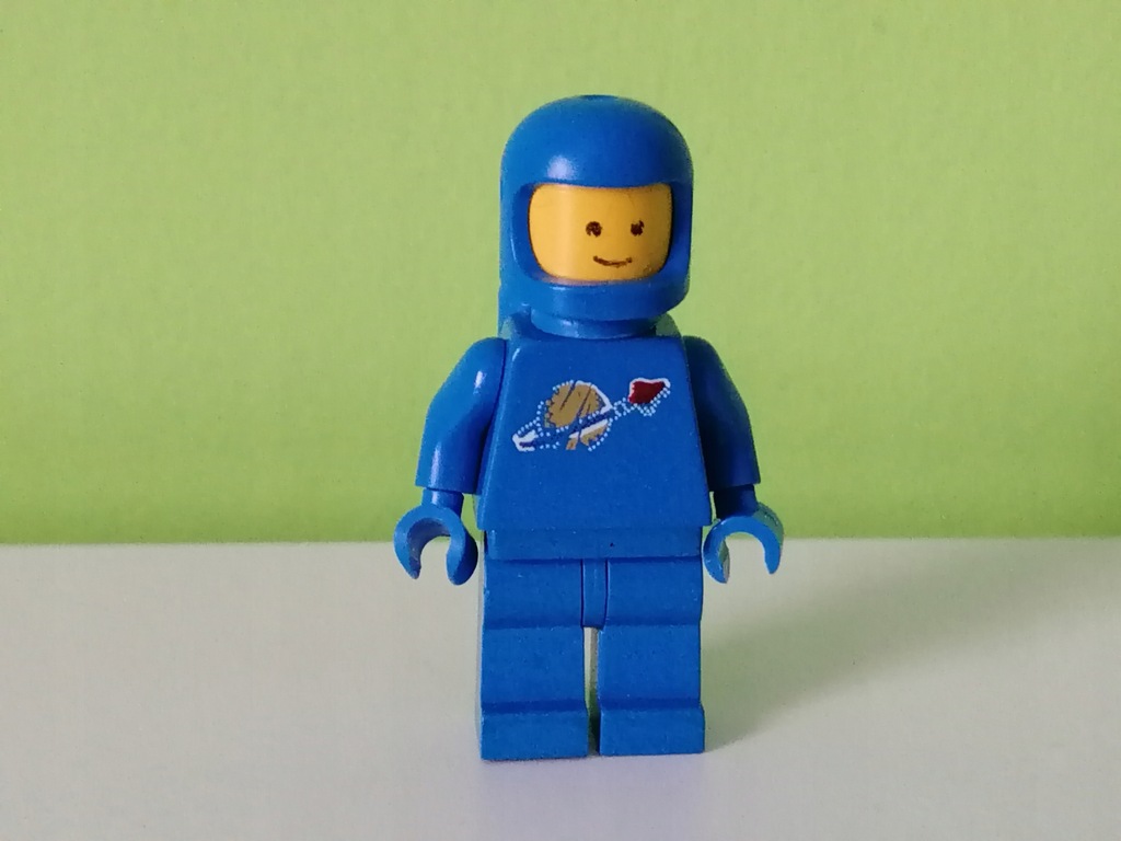 LEGO SPACE FIGURKA BLUE WITH AIRTANKS sp004 - 12222263811 - oficjalne ...