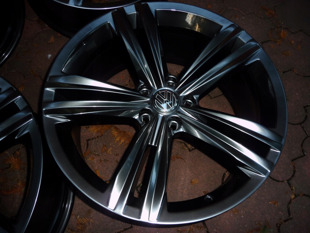 Купить VW Tiguan II 5NA R-Line Sebing Rims Kola Original 19: отзывы ...