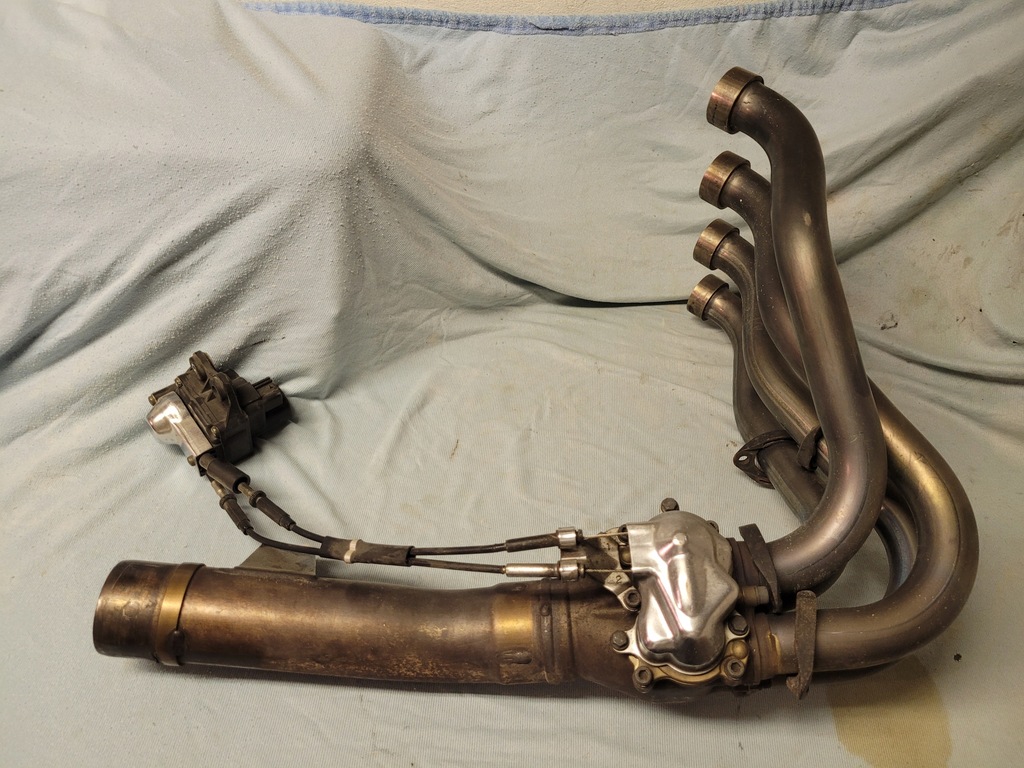 Yamaha r1 RN09 02-03 Kolektor wydechowy zawór EXUP - 12594665691 ...