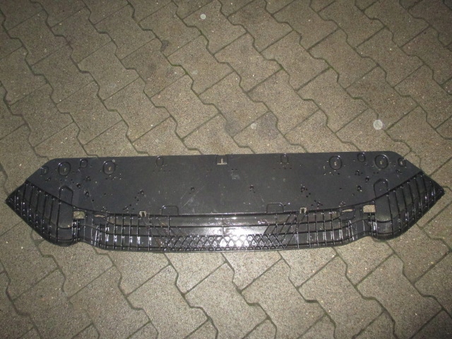 AUDI A4 B9 OSŁONA PŁYTA POD ZDERZAK 8W0807611A - 7760046910 - oficjalne ...