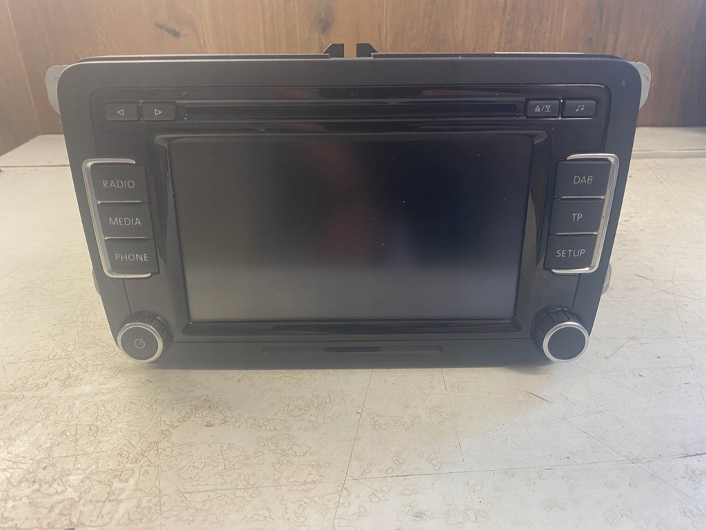VW PASSAT B6 B7 GOLF VI RADIO 3C8035195A KOD - 12521806231 - oficjalne archiwum Allegro
