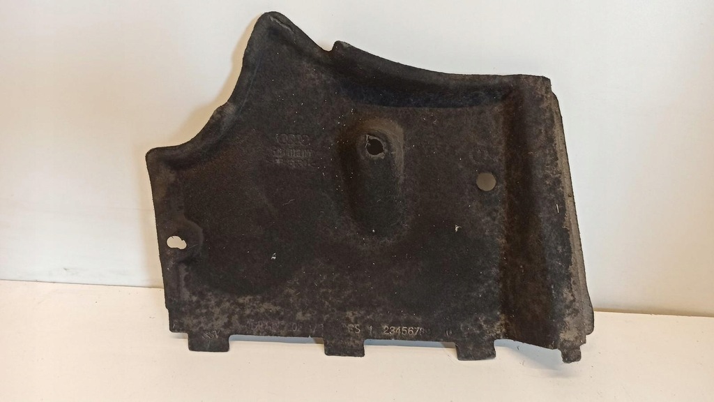 AUDI A6 C7 OSŁONA PODWOZIA PRAWA 4G0825202B - 14067666726 - oficjalne ...