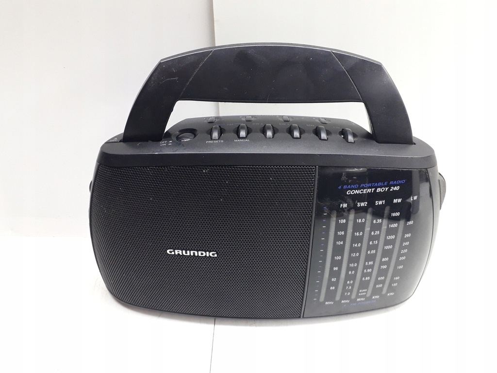 RADIO GRUNDIG FM/AM PRZENOŚNE - 12076892144 - oficjalne archiwum Allegro