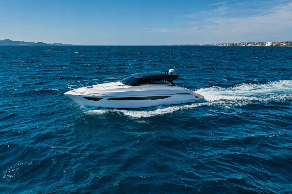 Nowy Jacht Motorowy Focus 44 model 2023 Premiera - 12827145060 ...