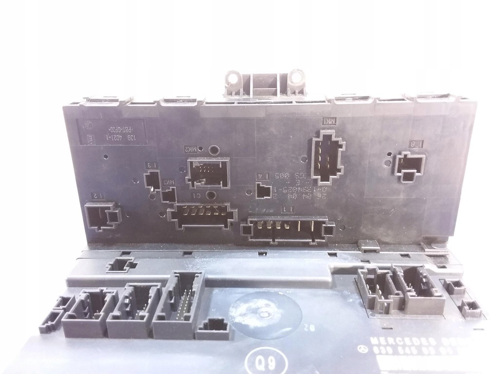 VITO II W639 SKRZYNKA BEZPIECZNIKÓW MODUŁ SAM - 10945149056 - oficjalne ...