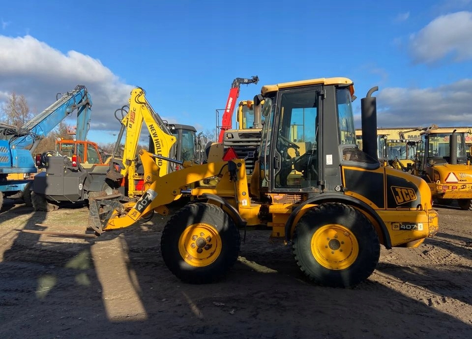 JCB 407 - 13237408558 - oficjalne archiwum Allegro