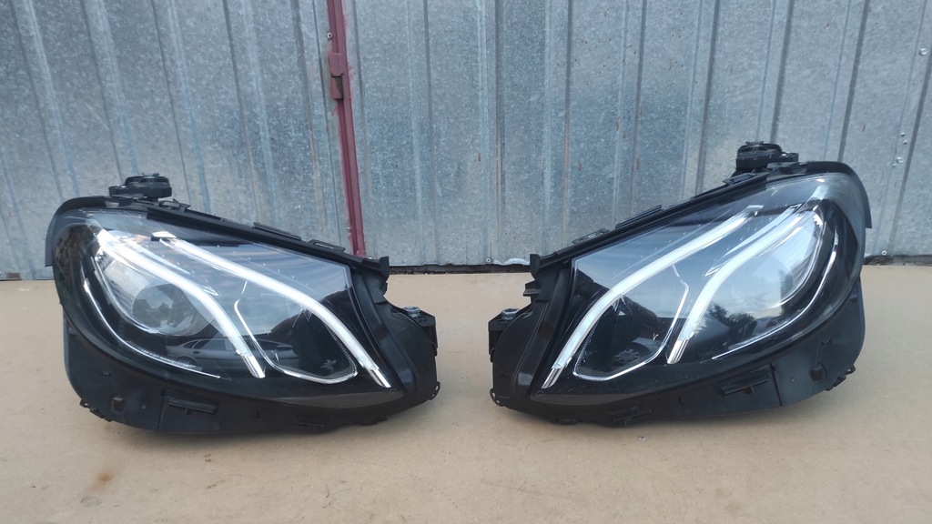 MERCEDES W213 LAMPY FULL LED EUROPA 2017 ROK - 12498194252 - oficjalne ...