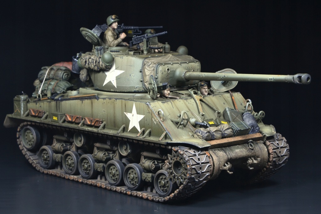 Tamiya Sherman M4A3E8 1/35 MODEL GOTOWY POMALOWANY - 13365256414 - oficjalne archiwum Allegro
