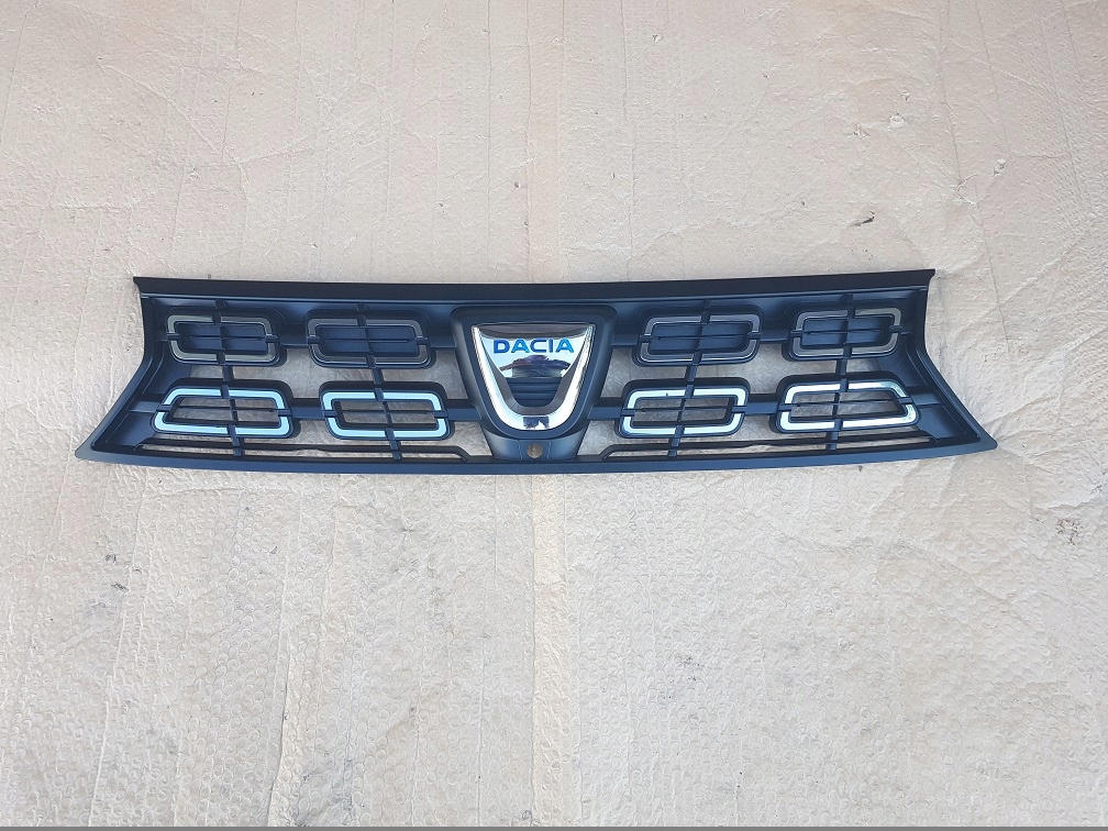 DACIA DUSTER II 2017- ATRAPA GRILL POD KAMERKĘ - 12347618012 ...