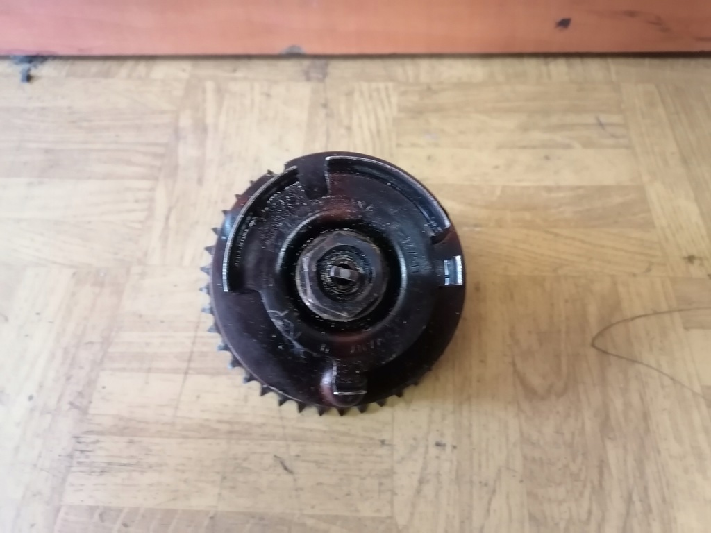 OPEL 1.4 KOŁO ZMIENNYCH FAZ ROZRZĄDU 55562225 - 12272975712 - oficjalne ...