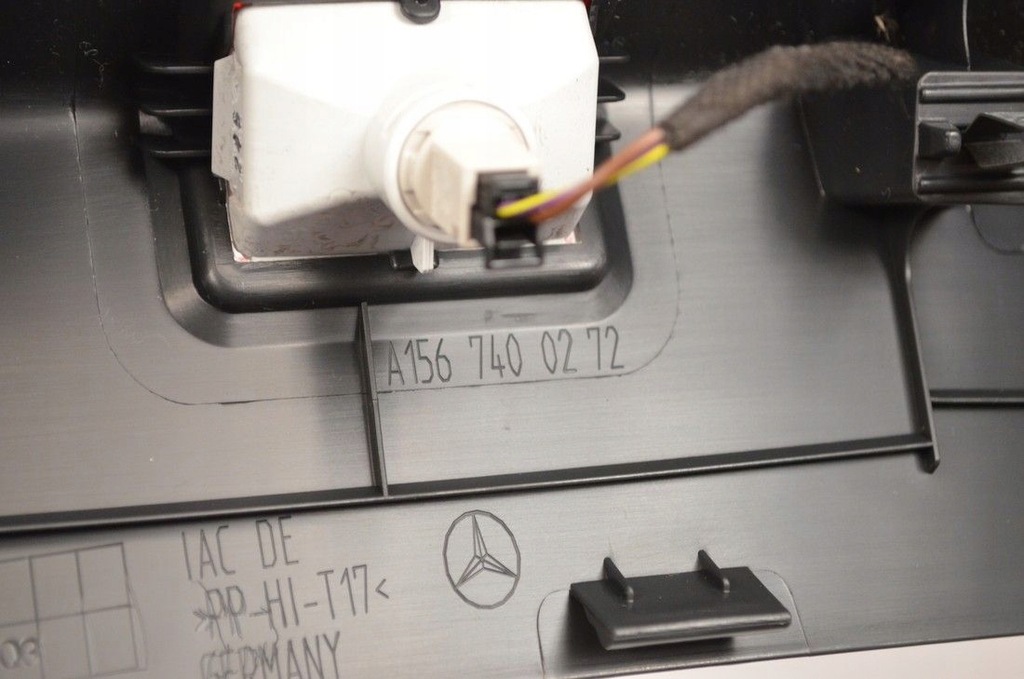 OSŁONA KLAPY BAGAŻNIKA A1567402300 MERCEDES W156 - 13548205303 ...