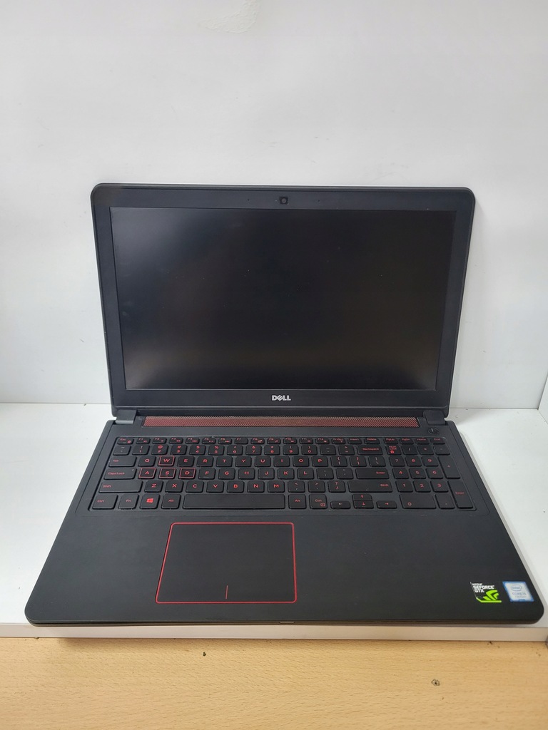 Laptop Dell Inspirion 5577 15,6 " Intel Core i5 8 GB / 500 GB SSD ...