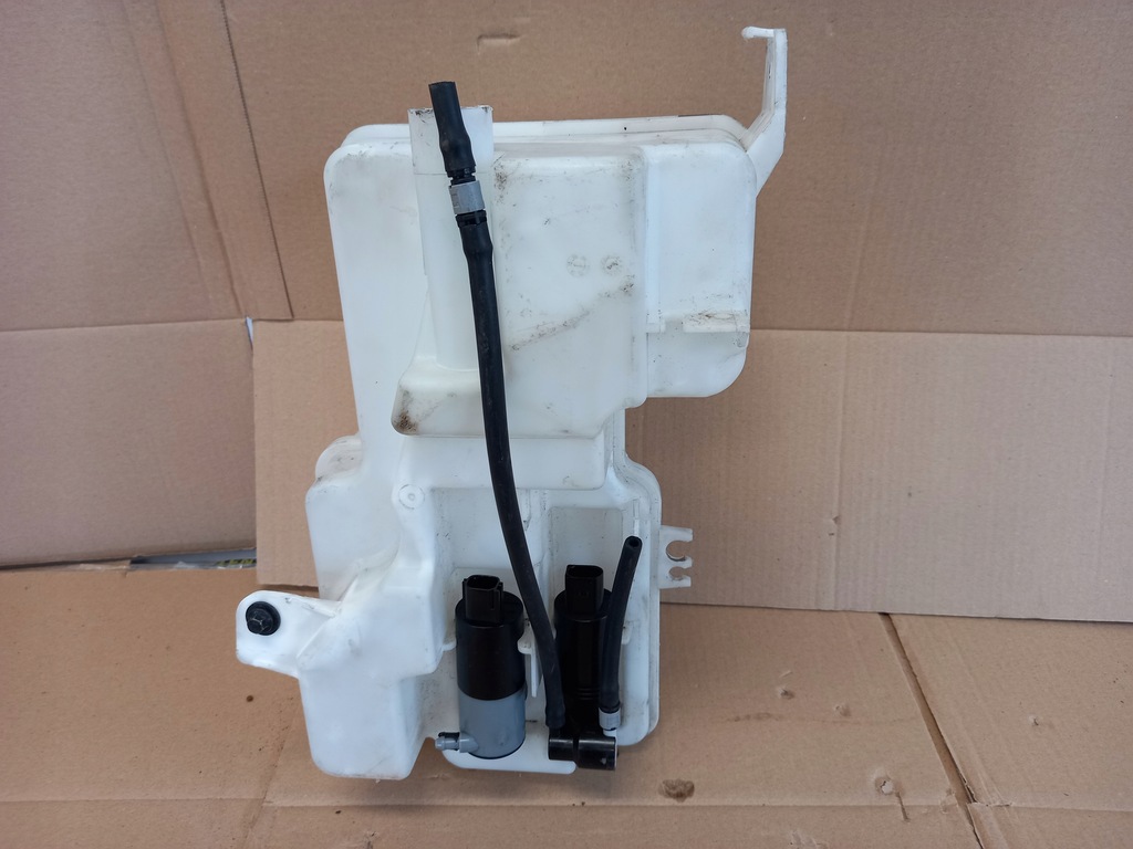 ZBIORNICZEK SPRYSKIWACZY POMPKI VOLVO XC40 32237459 32237460 31693156 ...