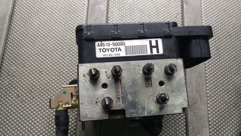 POMPA ABS ESP 44510-50080 LEXUS LS 460 - 7711011735 - oficjalne ...