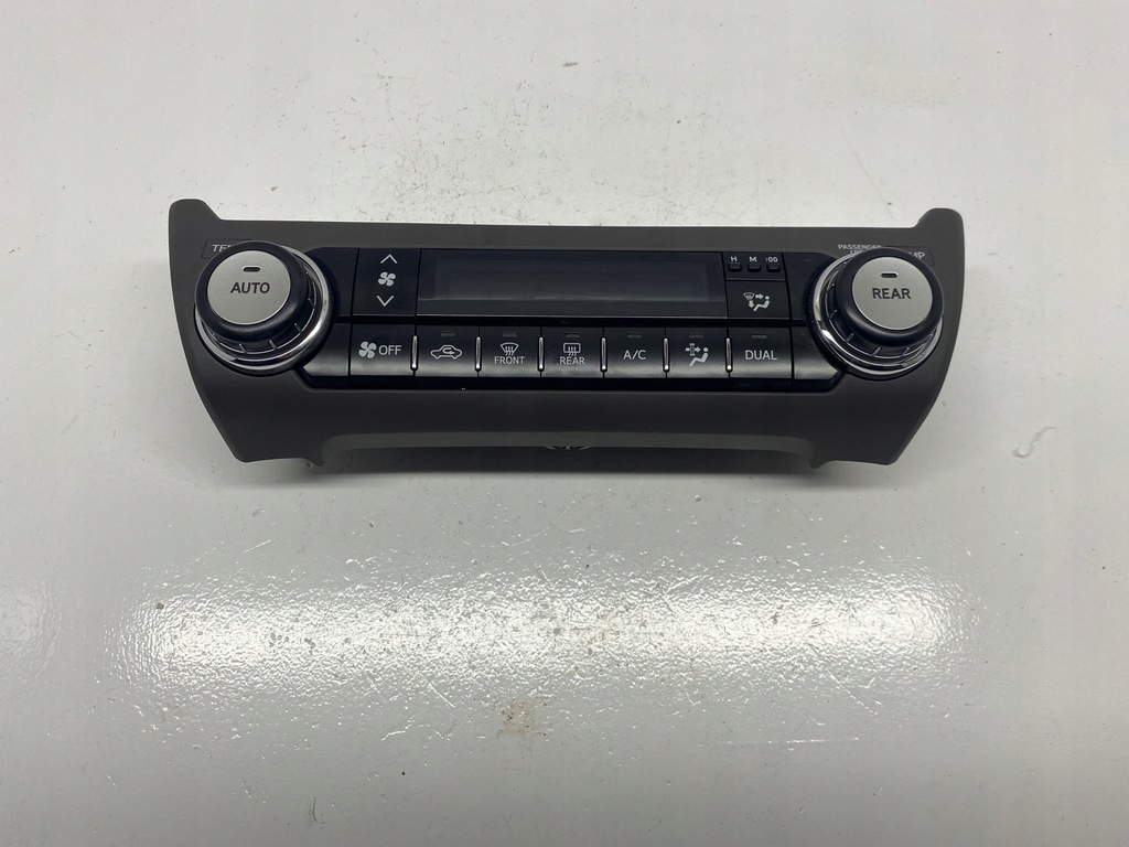 PANEL KLIMATYZACJI TOYOTA LAND CRUISER 84010-60C80 - 10582480171 ...