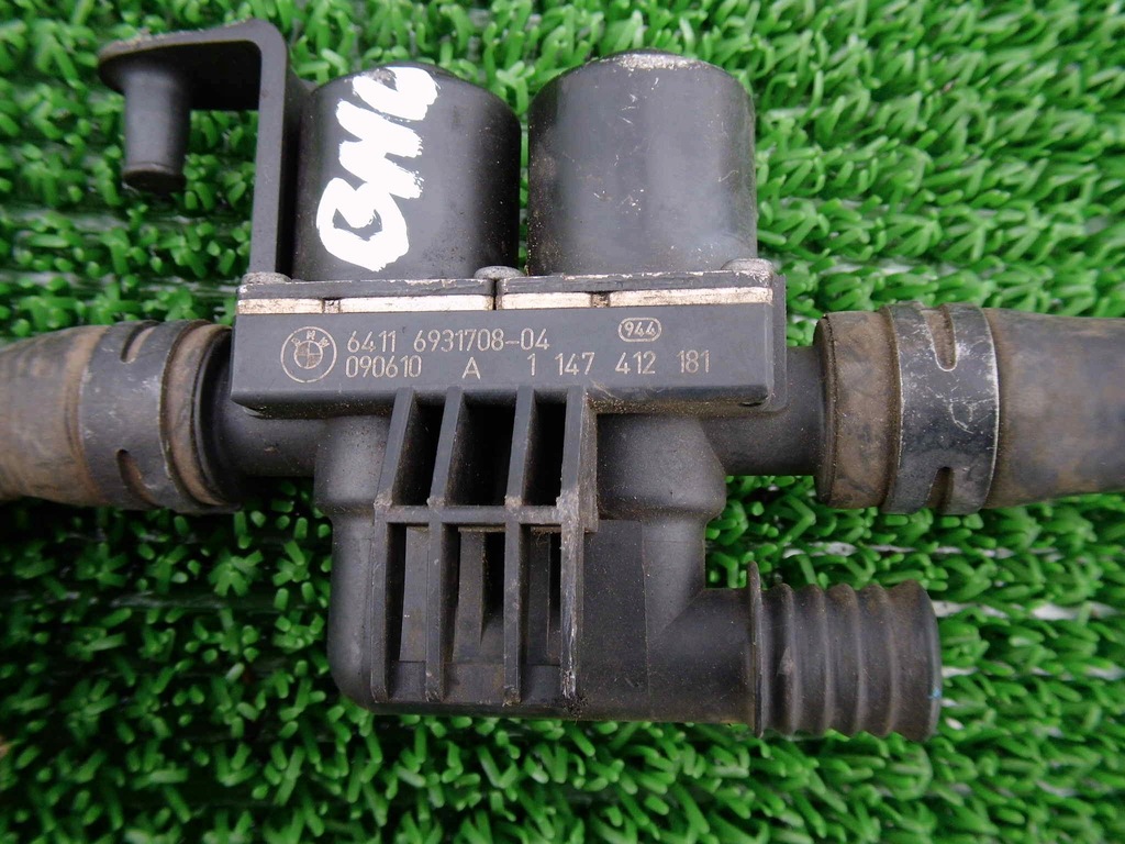 BMW E60 530d ZAWÓR POMPA WODY 1147412181 - 7451841972 - oficjalne ...