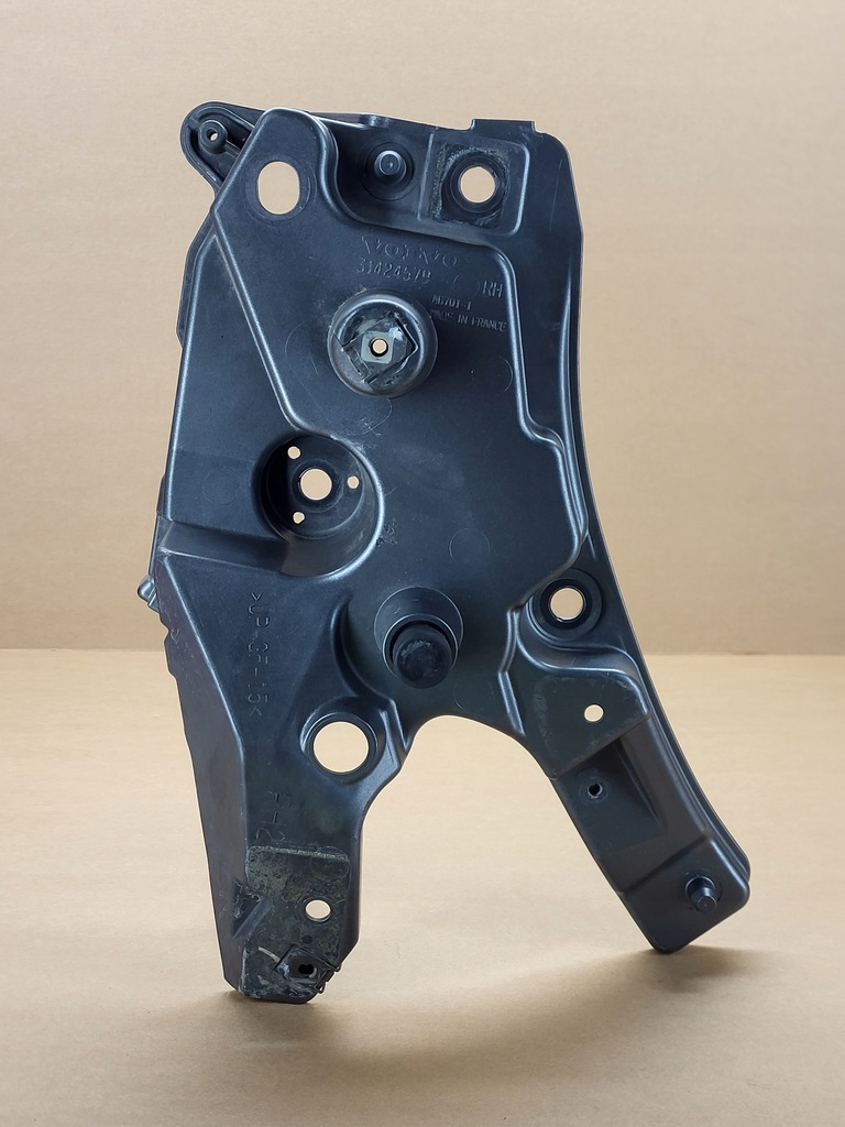 PRAWE MOCOWANIE WSPORNIK ŚLIZG BŁOTNIKA VOLVO XC60 II KOLOR 714 ...