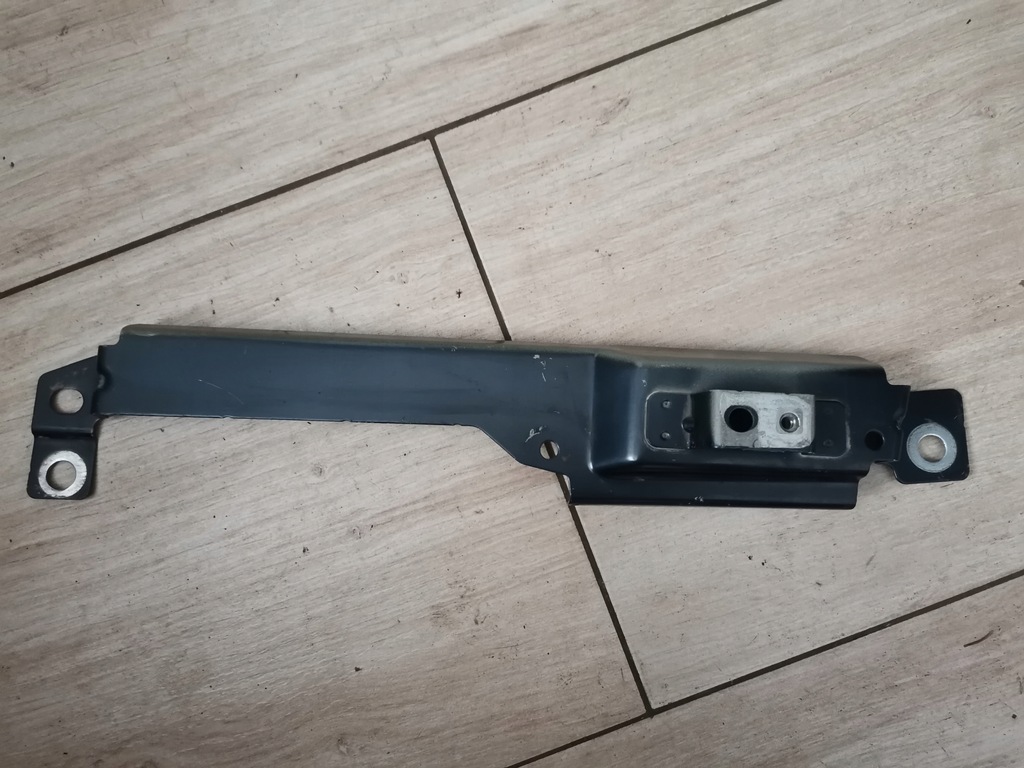 MOCOWANIE BŁOTNIKA PRAWE 31424581 VOLVO XC60 - 13186522724 - oficjalne ...