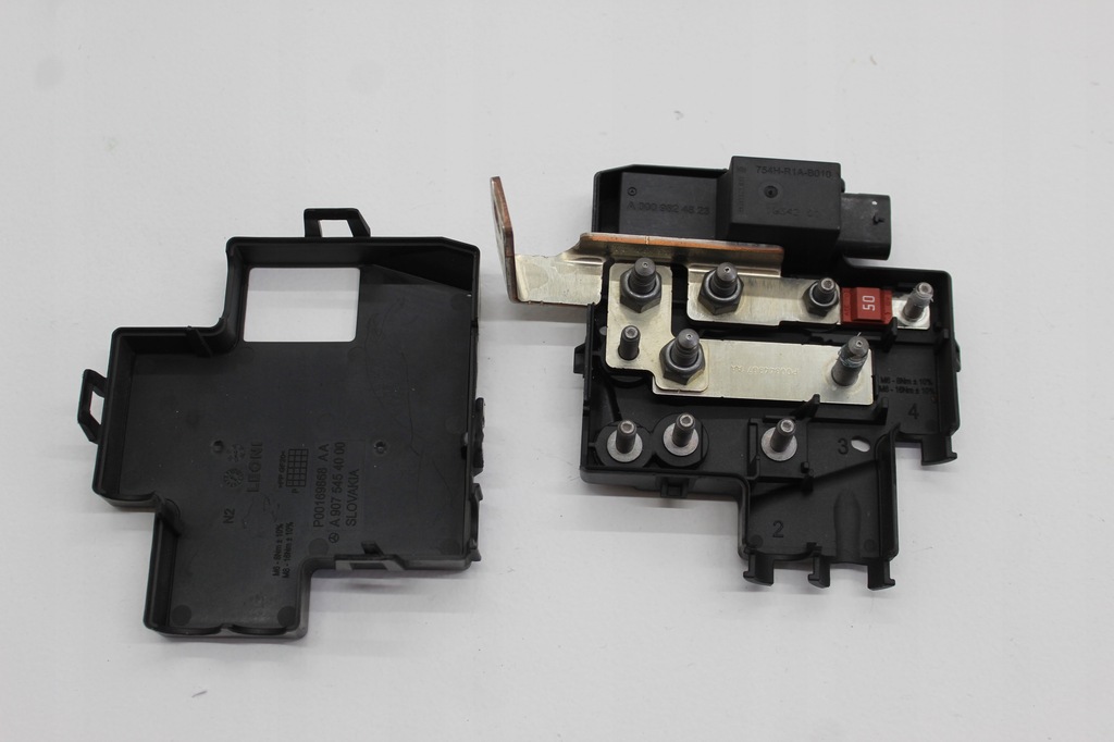 MERCEDES SPRINTER W907 SKRZYNKA BEZPIECZNIKÓW - 14324272299 - oficjalne archiwum Allegro