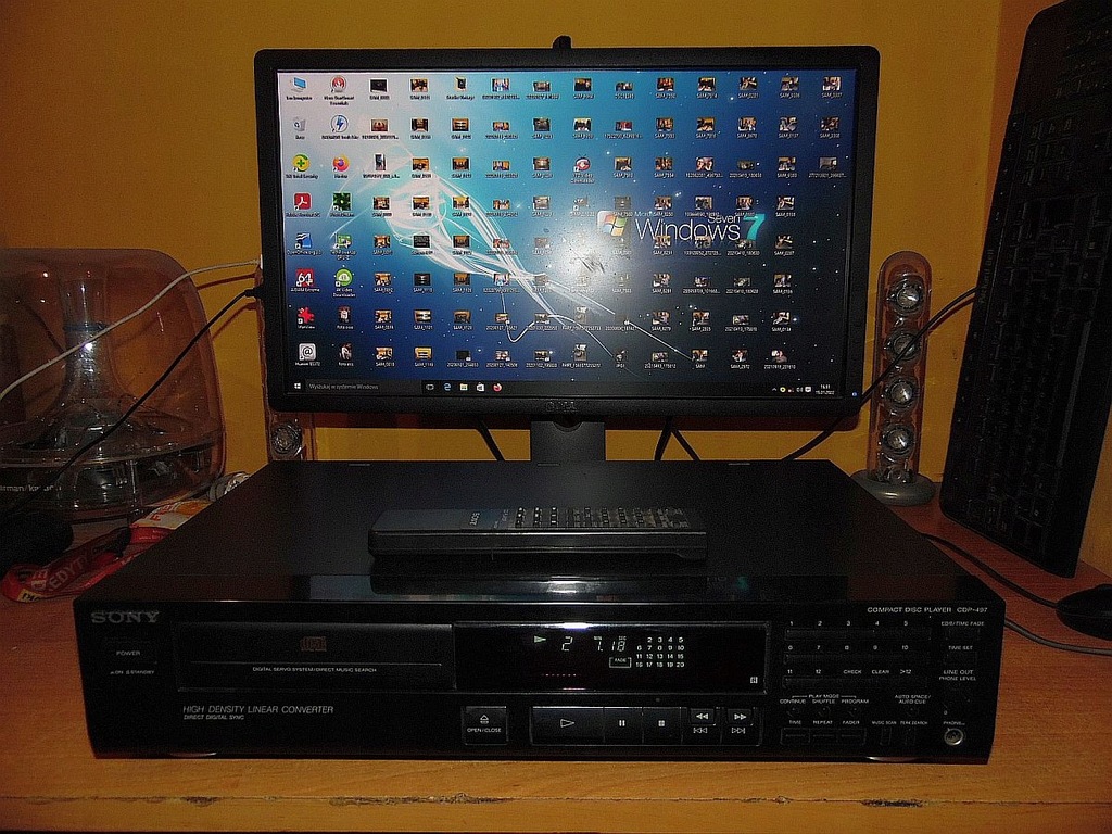 Купить Компактный проигрыватель компакт-дисков Sony CDP-497 с ...