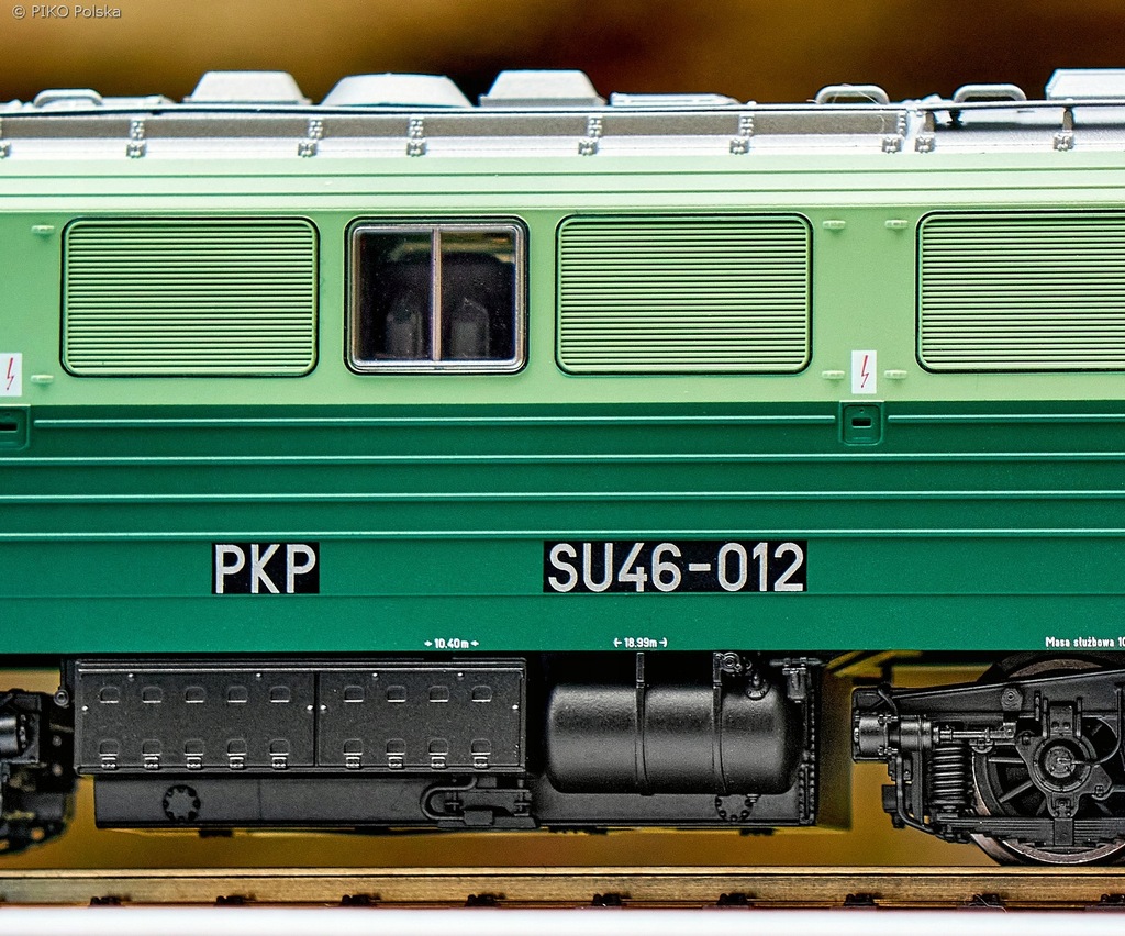 LOKOMOTYWA SPALINOWA SU46-012 PKP PIKO 52867 - 10523828462 - oficjalne archiwum Allegro