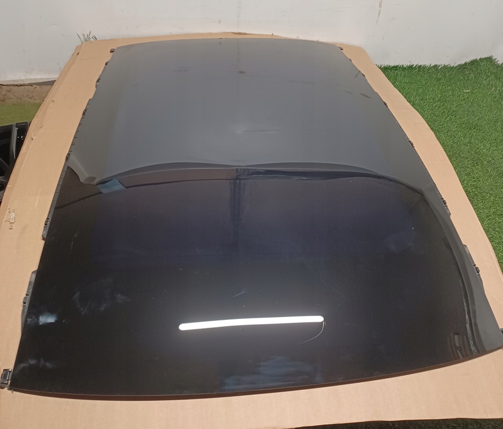 PORSCHE TAYCAN DACH PANORAMA - 12935839730 - oficjalne archiwum Allegro