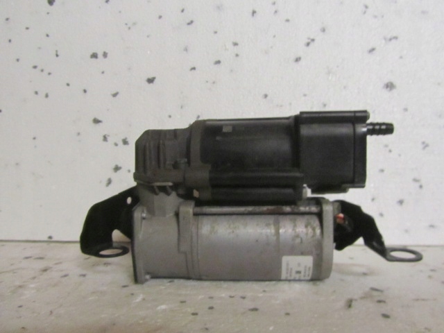 MERCEDES W213 KOMPRESOR ZAWIESZENIA A2133200104 - 12842375115 ...