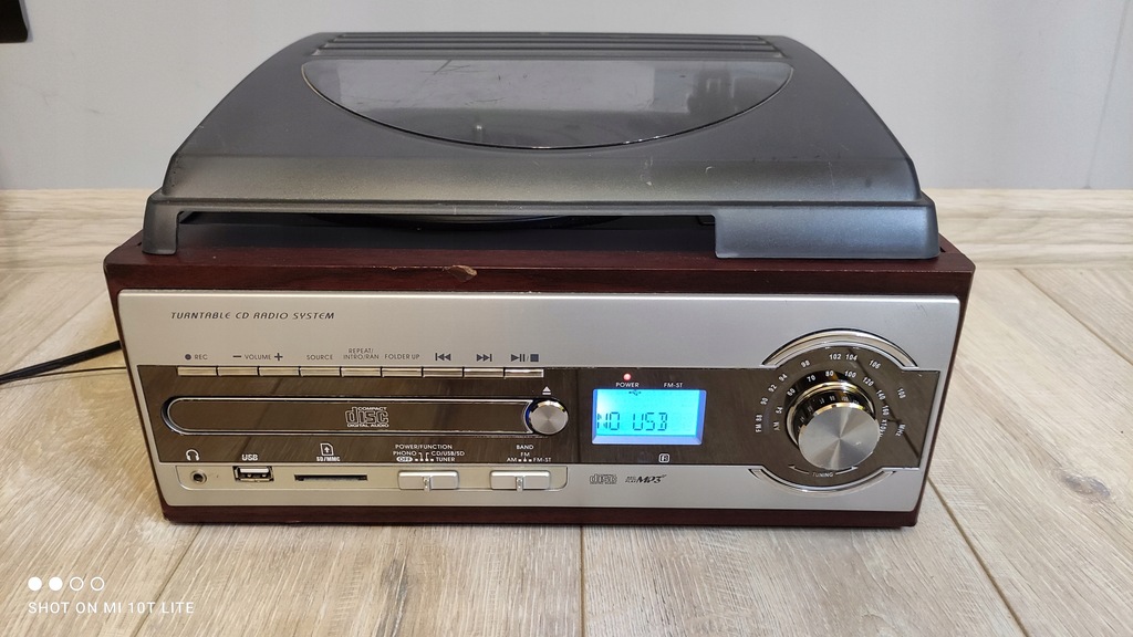 Wieża stereo Universum Turntable - 14066689337 - oficjalne archiwum Allegro