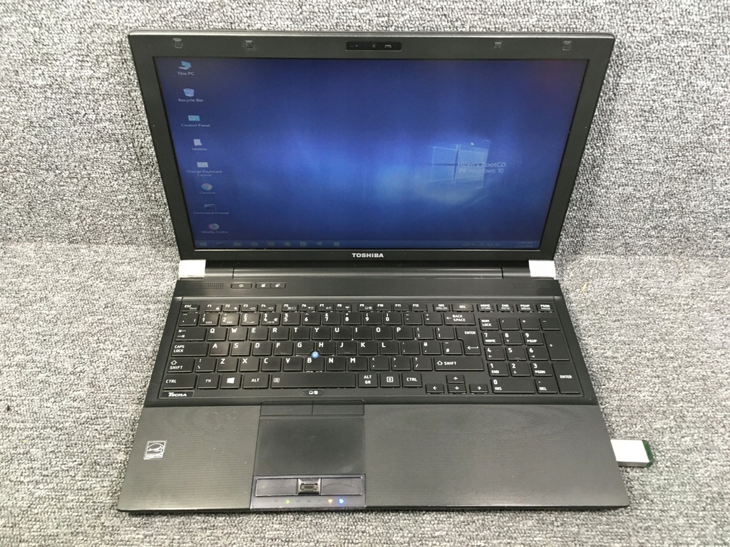 TOSHIBA R950 i3 2x2.5GHz 4GB 500GB 15' BM62 - 8952968908 - oficjalne ...